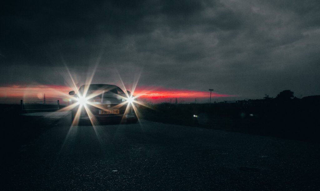 Éclairages adaptatifs : quels types existent, comment fonctionnent-ils ...