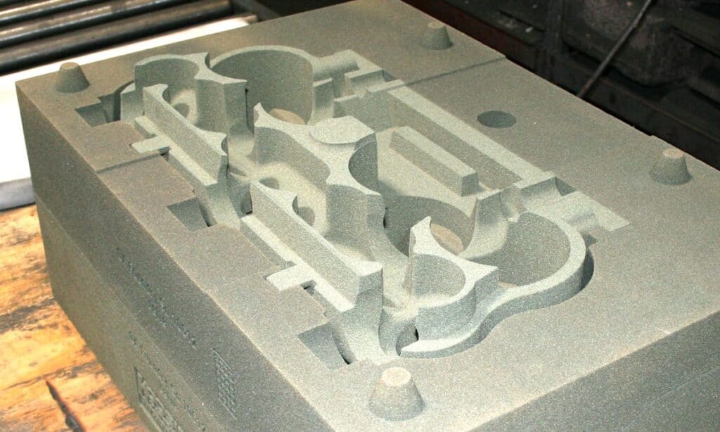 The engine block: what it is, what it is made of, parts, types, manufacture