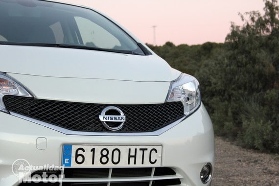 Nissan Note 1.5 dCi 90 CV test, engine, driving and consumption (with ...