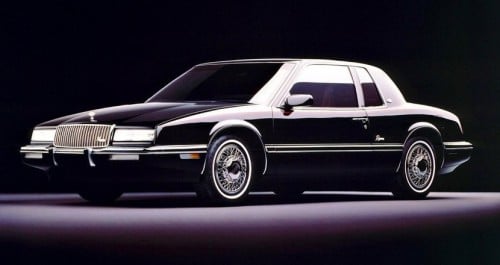 Buick Riviera de 1986, el primer coche con pantalla táctil (con vídeo)