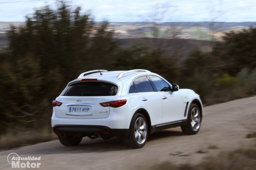 Prueba Infiniti QX70 S 3.0d, equipamiento, precio y conclusiones