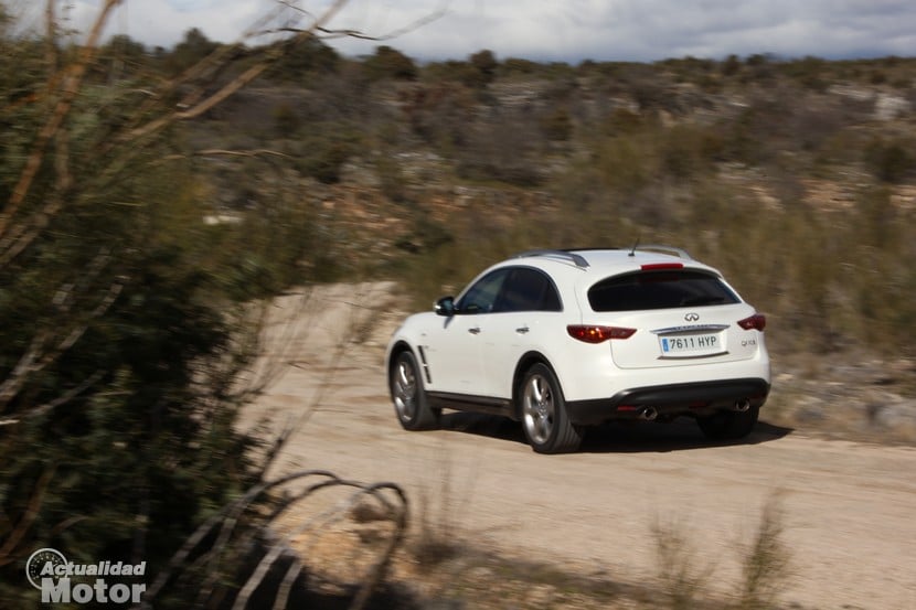 Prueba Infiniti QX70 S 3.0d, equipamiento, precio y conclusiones