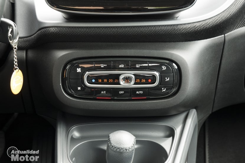 Try smart fortwo and forfour, the turbo engine with dual-clutch ...