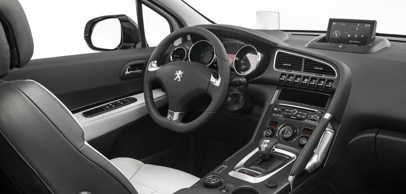 Filtered the interior of the new Peugeot 3008