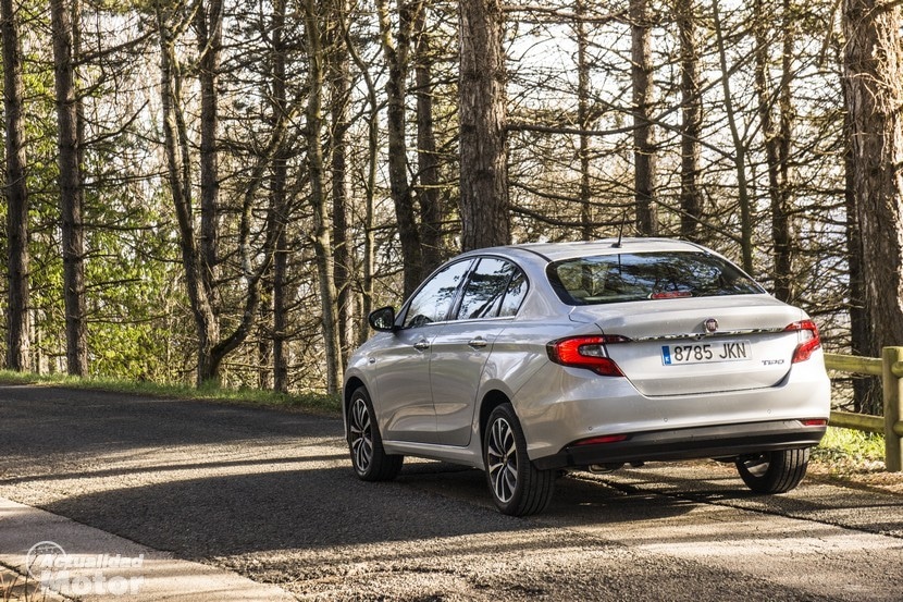 Kafa ile satın alınan araba Fiat Type 1.6 MultiJet 120 CV'yi test edin