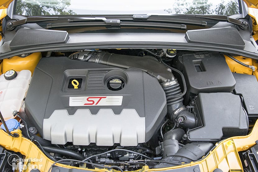 Test Ford Focus ST 2.0 EcoBoost 250 CV, an exaltation for your senses