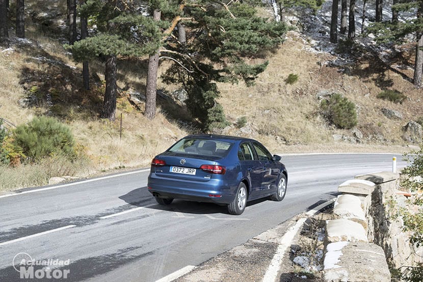 Тествайте Volkswagen Jetta 2.0 TDI BMT 110 CV, автентичен пътник