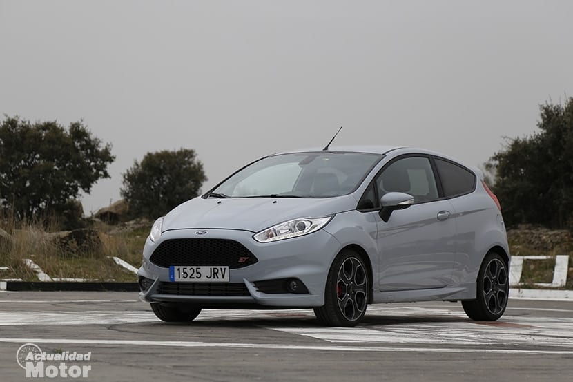 Test Ford Fiesta ST200: the definitive