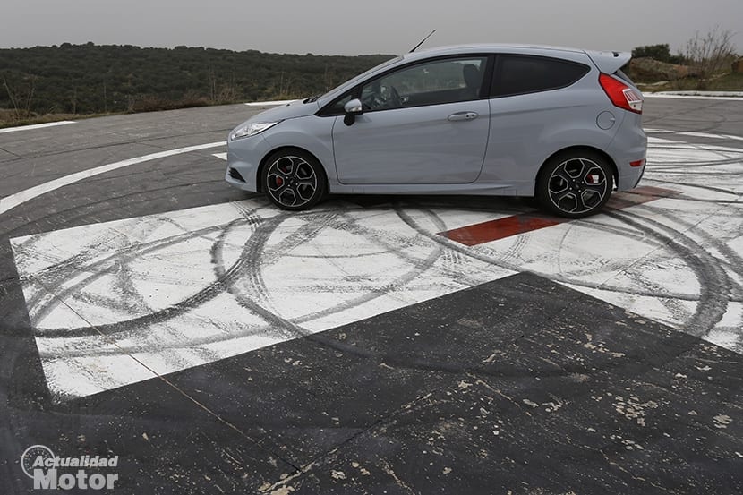 Test Ford Fiesta ST200: the definitive