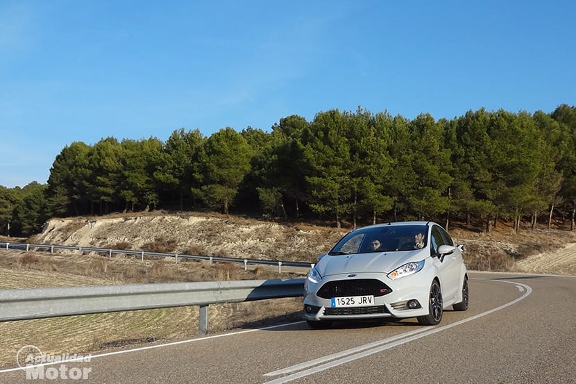 Test Ford Fiesta ST200: the definitive