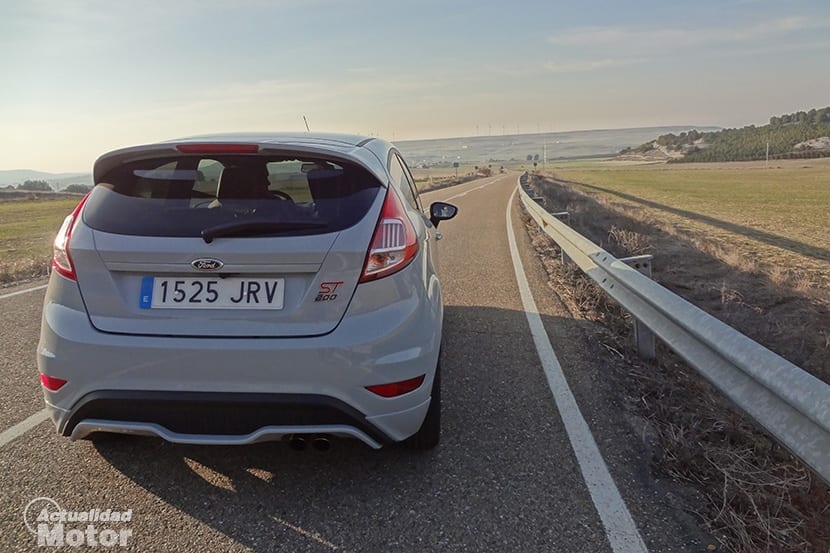 Test Ford Fiesta ST200: the definitive