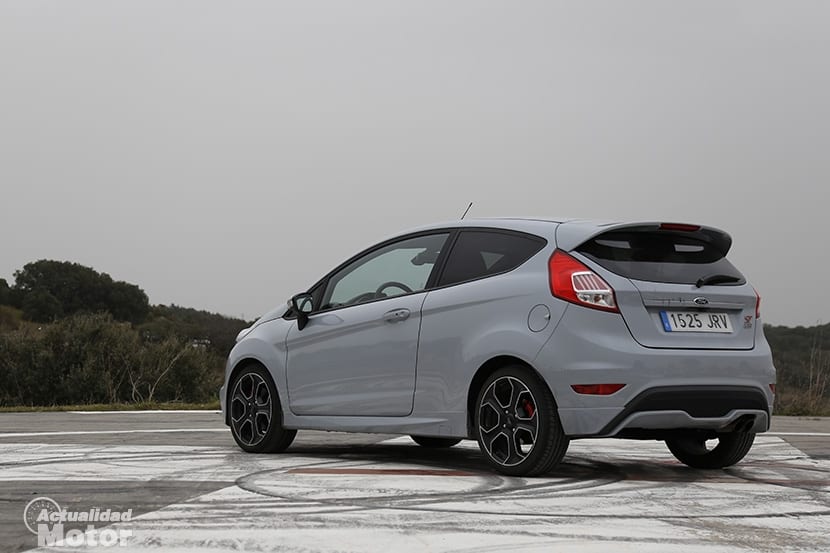 Test Ford Fiesta ST200: the definitive