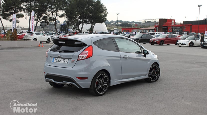 Prueba Ford Fiesta ST200: el definitivo