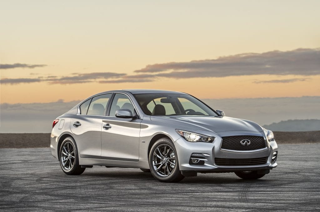 Infiniti inicia la producción del renovado Q50 en su fábrica de México