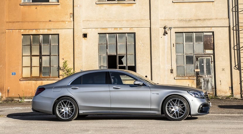 La Mercedes Classe S lance un moteur et ajoute de nouvelles versions