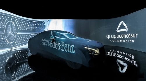 Entrega interactiva de vehículos Mercedes y un día conduciendo por la ...