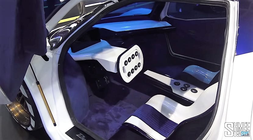 Video Devel Sixteen: la nuova supercar da 5.000 CV