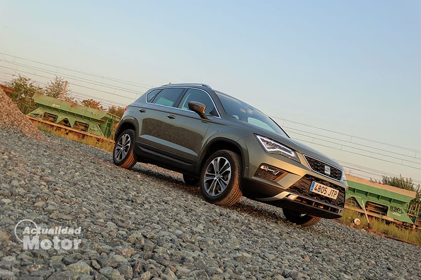 Test Seat Ateca 1.6 TDI 115 CV. Arrives late, but with the lesson ...