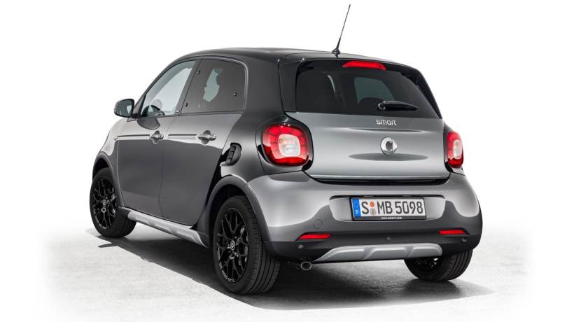 Smart launches the Crosstown Edition crossover version on the ForFour
