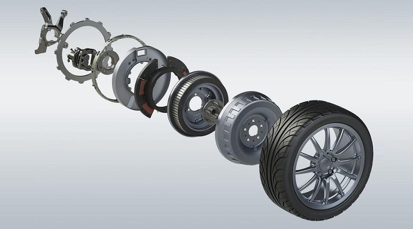 Un nuevo motor en rueda eléctrico permitiría hibridar coches convencionales