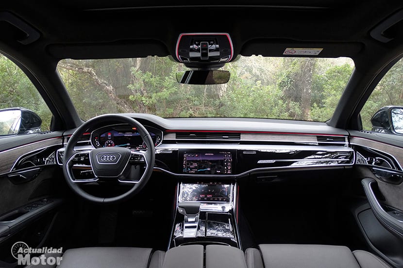 Test Audi A8, at the wheel of technology, comfort and luxury