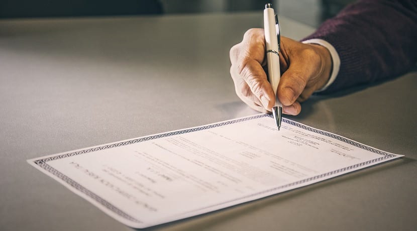 How to exchange a Colombian driving license for a Spanish one