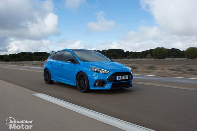 Test Ford Focus RS Performance Package 2.3 EcoBoost 350 CV