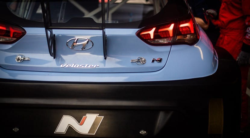 Hyundai Veloster N TCR: 355 CV y todo lo necesario para el circuito
