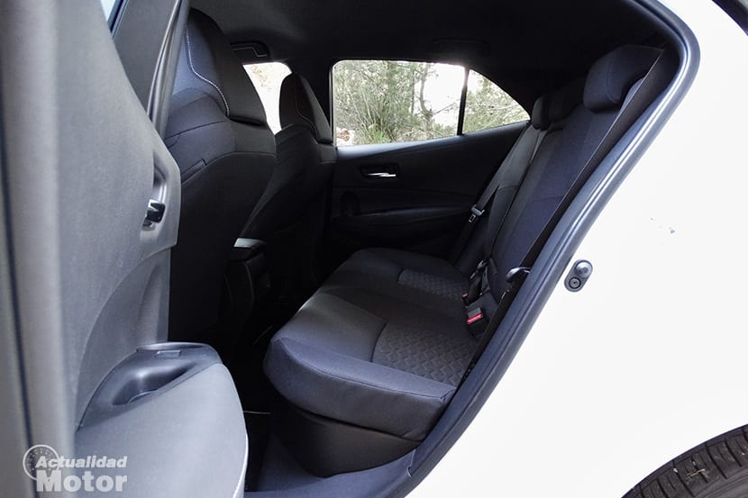 Test Toyota Corolla hybrid 125H and 180H