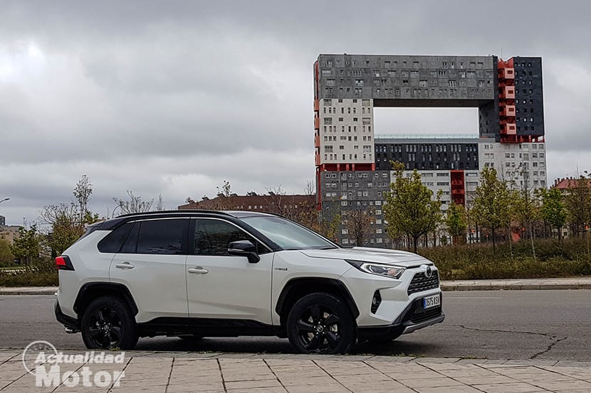 Prueba Toyota RAV4 220H 4×2 Feel!