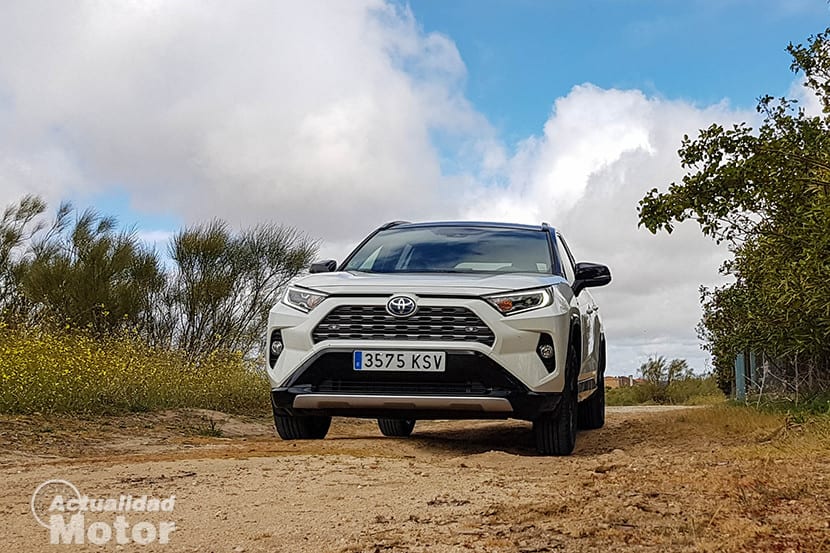 Essai Toyota RAV4 220H 4×2 Feel
