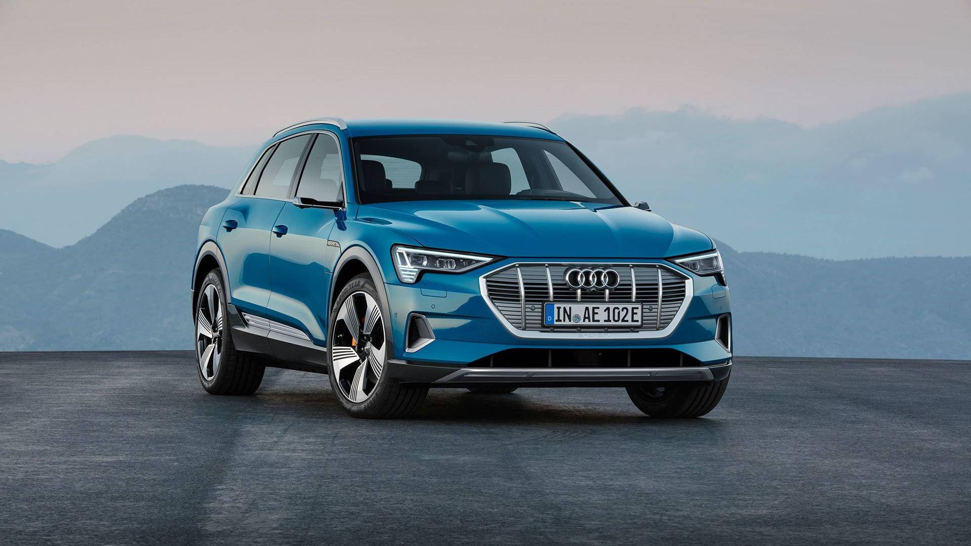 Sin querer queriendo, el Audi Sportback Electric Concept se deja intuir ...