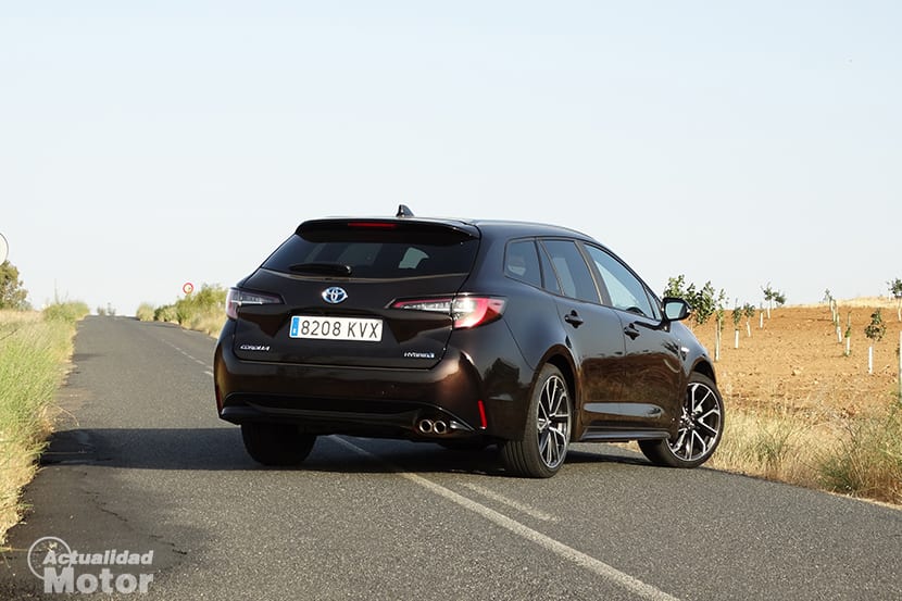 Prueba Toyota Corolla Touring Sports 2.0 hybrid 180H (con vídeo)
