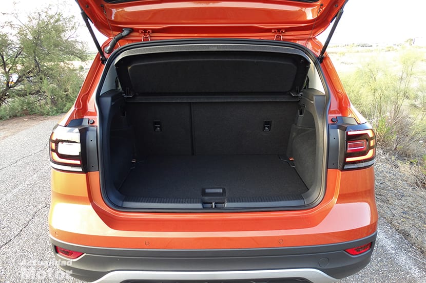 Test Volkswagen T-Cross 1.0 TSI 115 CV Sport (video)