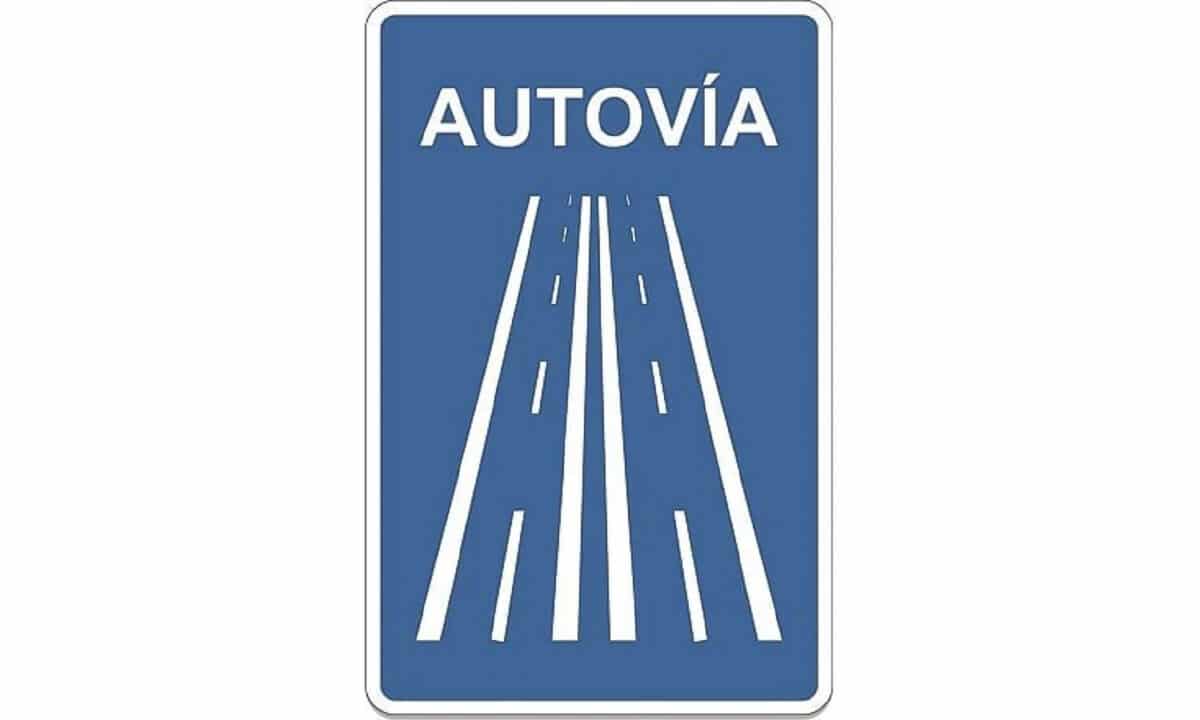 Autopista y autovía: cuál es la diferencia en España