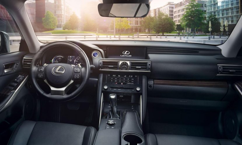 Lexus IS