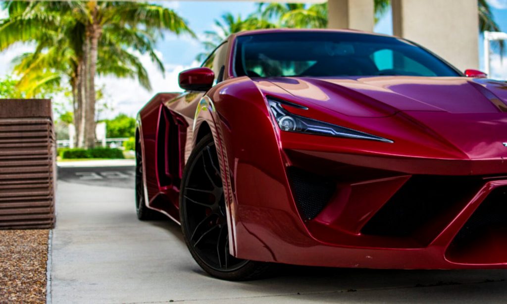 ¡Algo raro, raro, raro! El Zedro Notorious es un Infiniti G37 con 1.250 CV