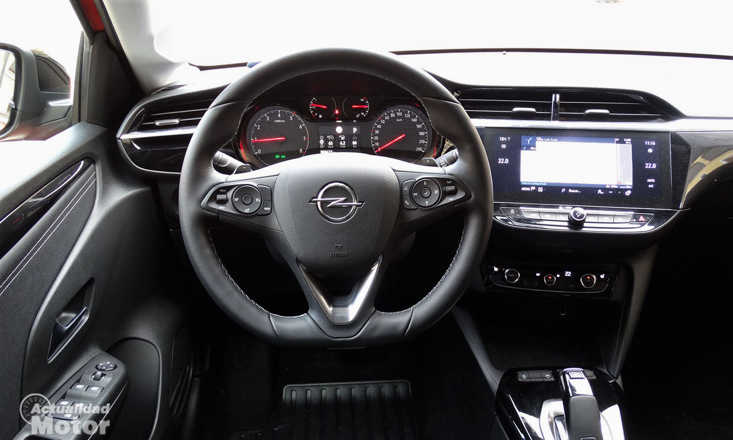 Test Opel Corsa 1.2 Turbo 100 CV AT8 Elegance