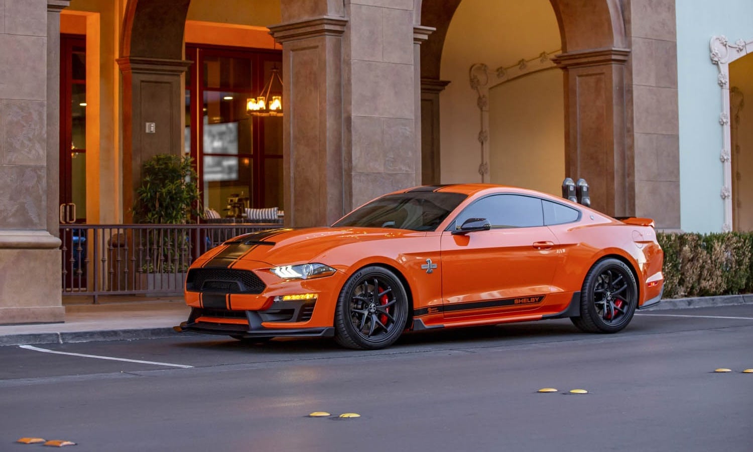 Shelby Super Snake 2020 Bold Edition: 825 hp with a special wrapper