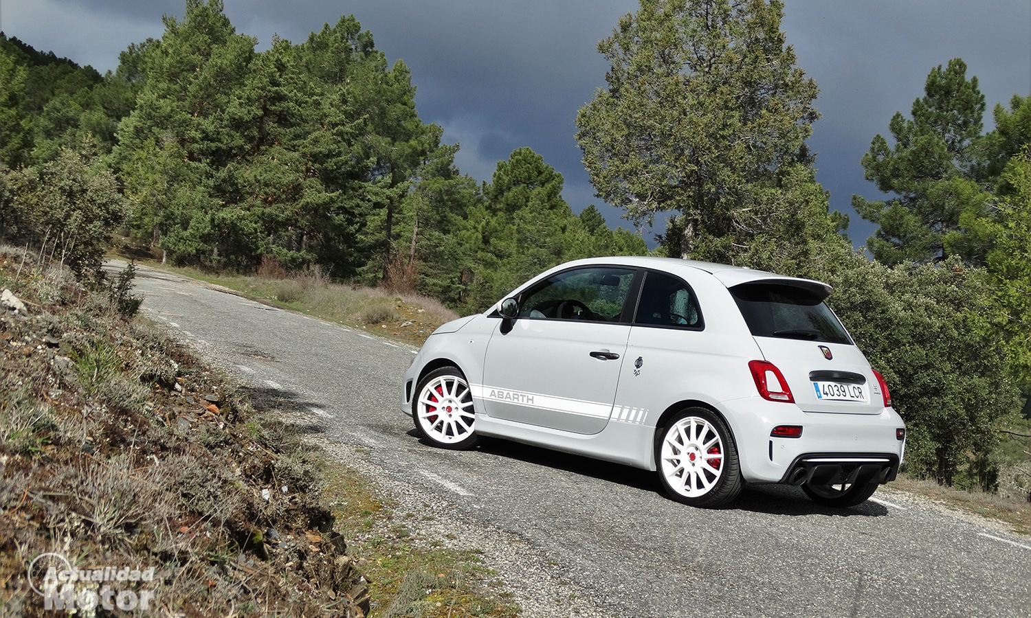 Prueba Abarth 595 Esseesse 1.4 T-Jet 180 CV
