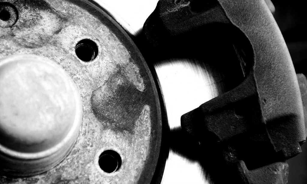 Fallas en los frenos más comunes y sus posibles soluciones