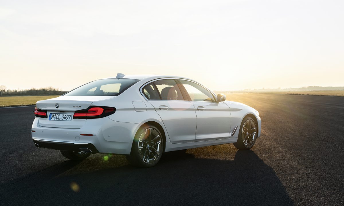 Oficial: El restyling del BMW Serie 5 llega con mejor tecnología y motores