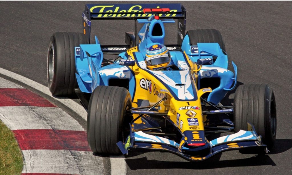 Ausstellung von Fernando Alonso mit dem Renault R25: Zeitpläne