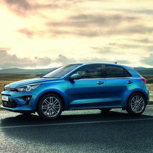El Kia Rio se actualiza con motores Mild Hybrid y más asistentes