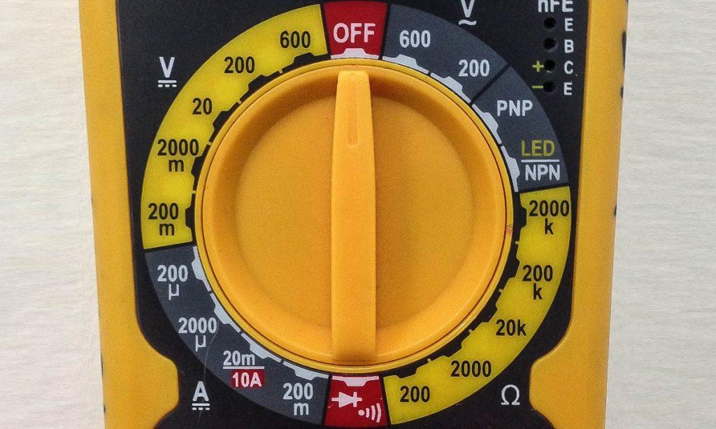 Cómo usar un multímetro
