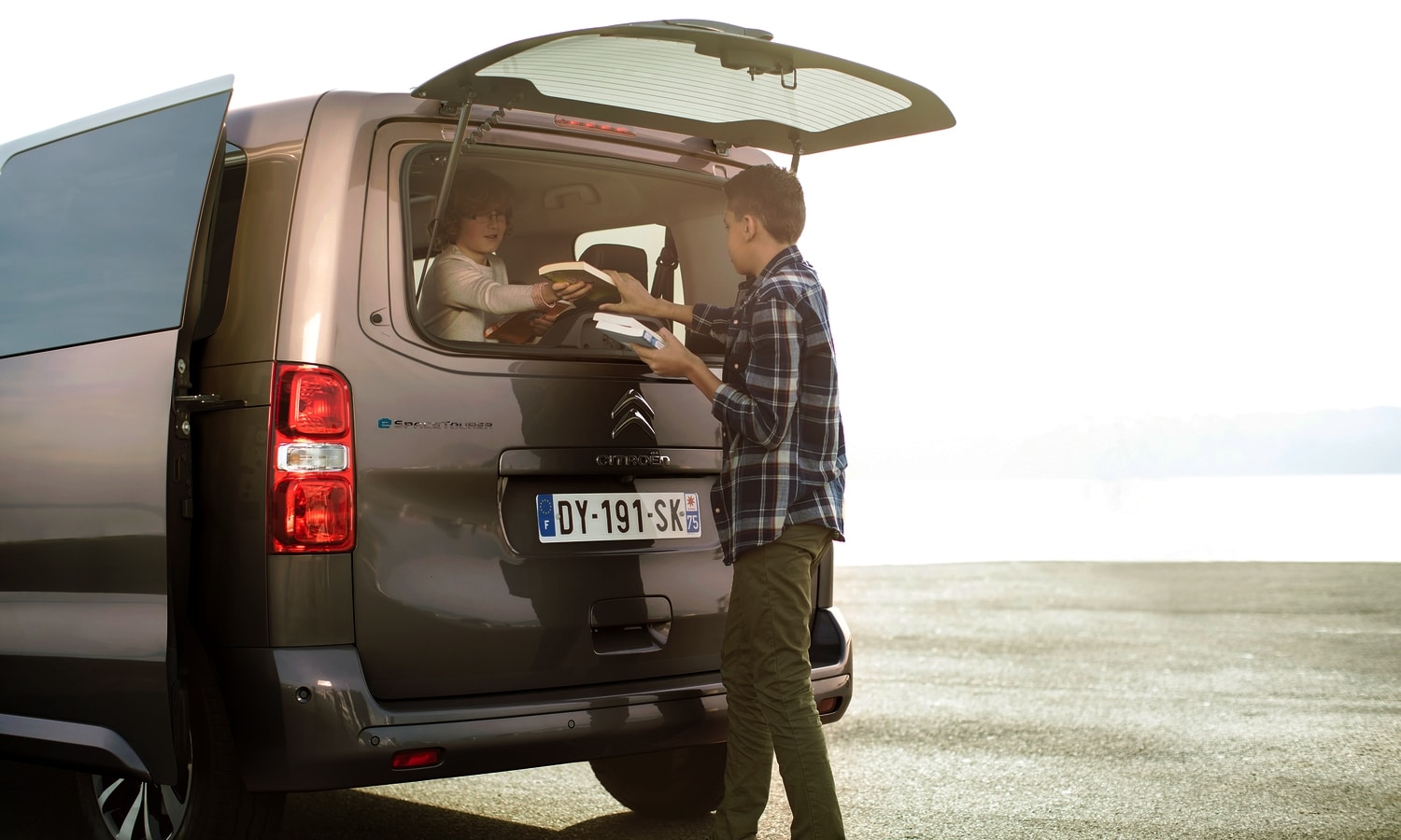 El Citroën ë-SpaceTourer eléctrico llega para animar el segmento familiar