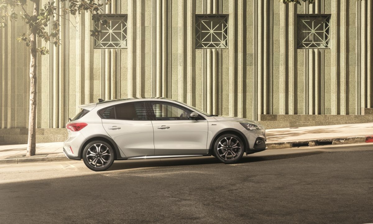 Ford Focus 2020: з’являються версії EcoBoost Hybrid і нові технології