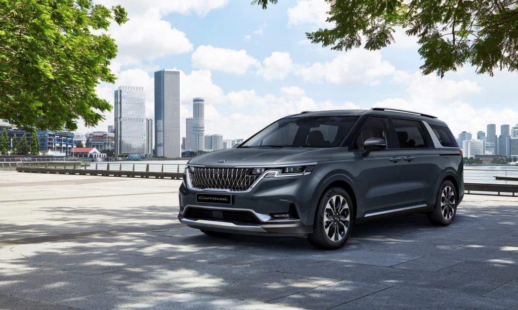 El nuevo Kia Carnival muestra su atractivo interior en esta imagen oficial