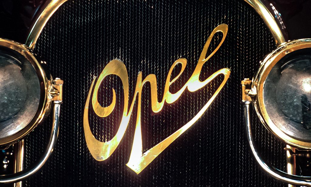 Ya está aquí el renovado logo de Opel ¿No te resulta un poco conocido?