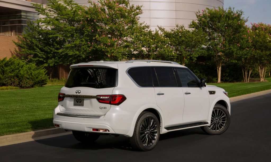El Infiniti QX80 recibe una nueva actualización para mantenerse atractivo